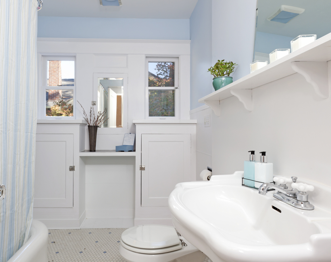 What is a Half Bathroom? An Expert 2025 Guide With Photos and Examples ...